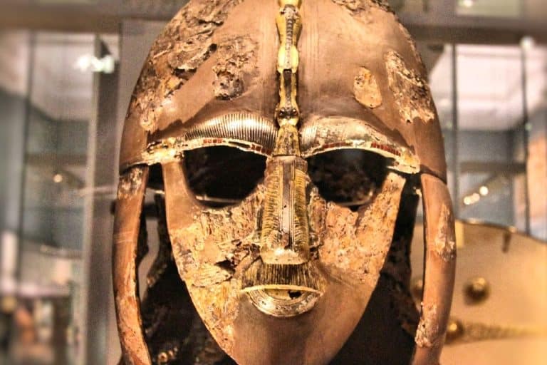 17 Examples of Artifacts (A to Z List and Pictures)